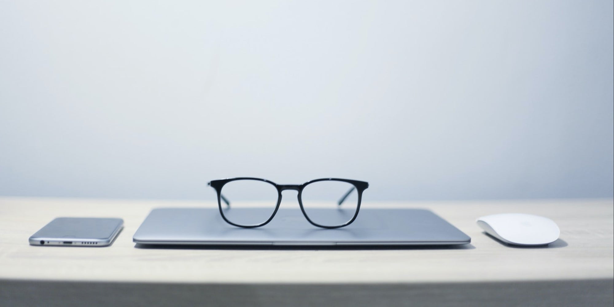 Vaping and Working: Why, what and where?